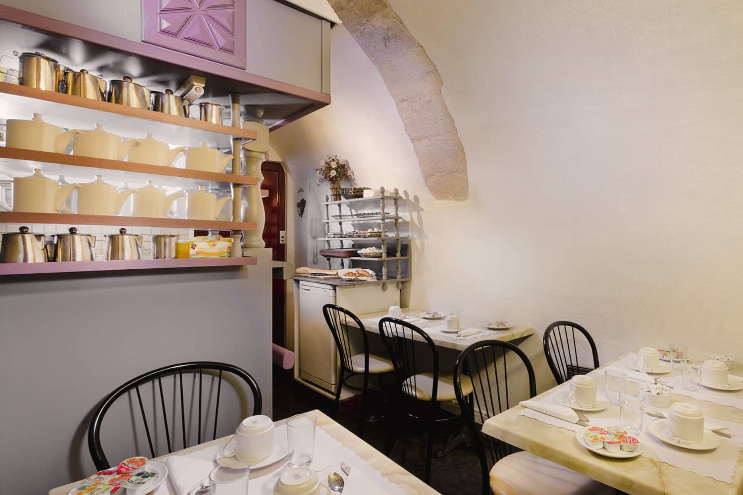 HOTEL FLOR RIVOLI PARIS ** - OFFICIAL SITE - Paris Center